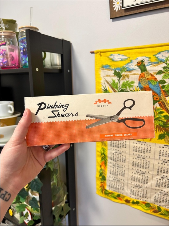 Office | Vintage Ribbon Pinking Shears In Orange And Cream Box | Poshmark